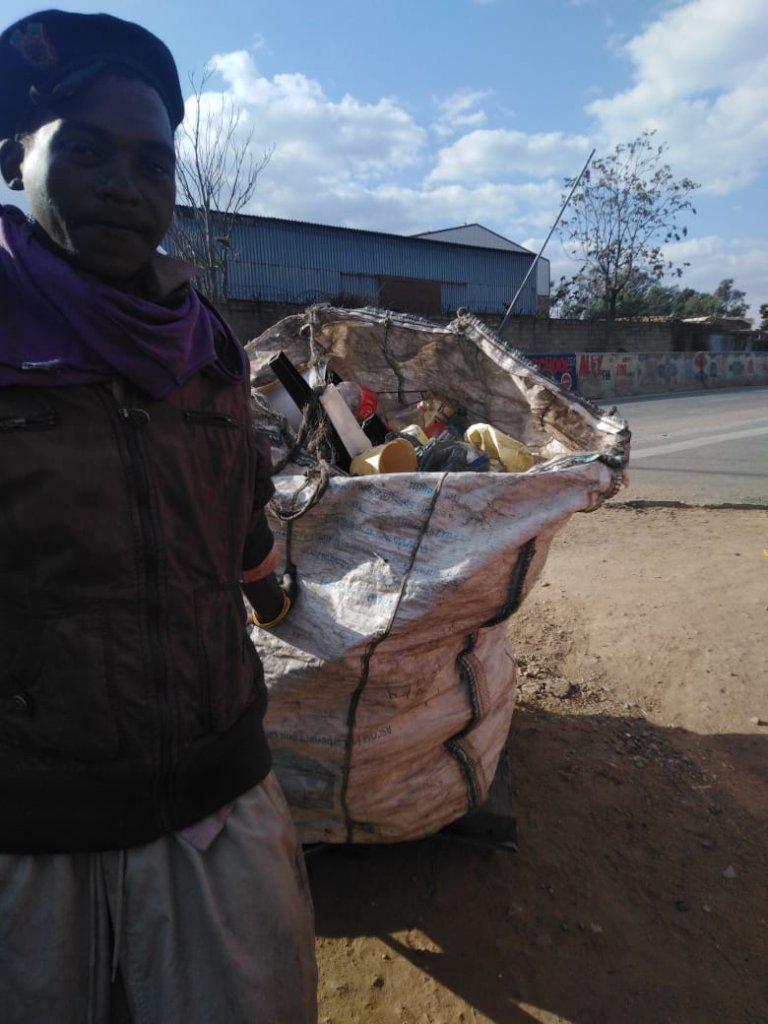Skhokho Waste-Miners Centre - GlobalGiving