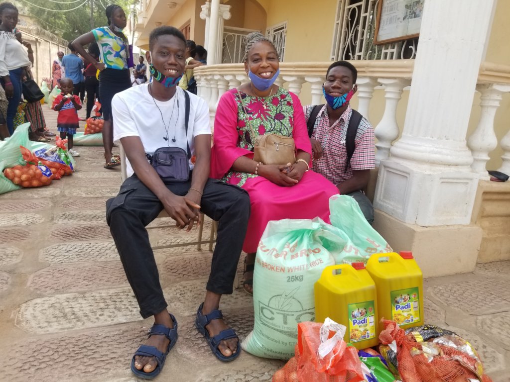 Reports on Food For Starving COVID-19-Affected Families - GlobalGiving