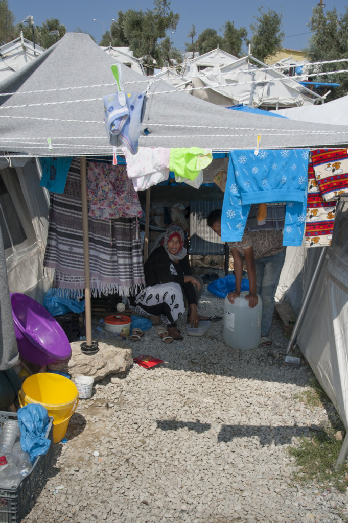 Help 2000 refugees survive the harsh Greek summer - GlobalGiving