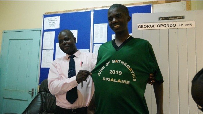 Tablet Computers for Kenyan students - GlobalGiving