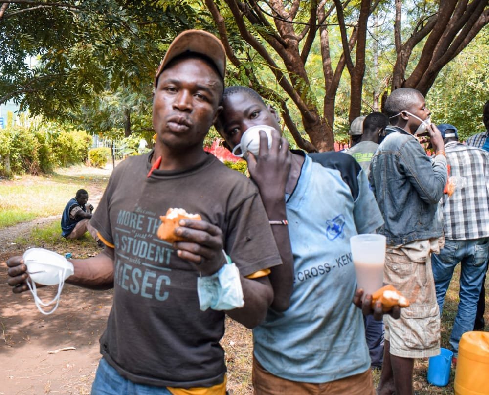 FEED 500 STREET CHILDREN-MIHANGO SLUMS IN KENYA - GlobalGiving