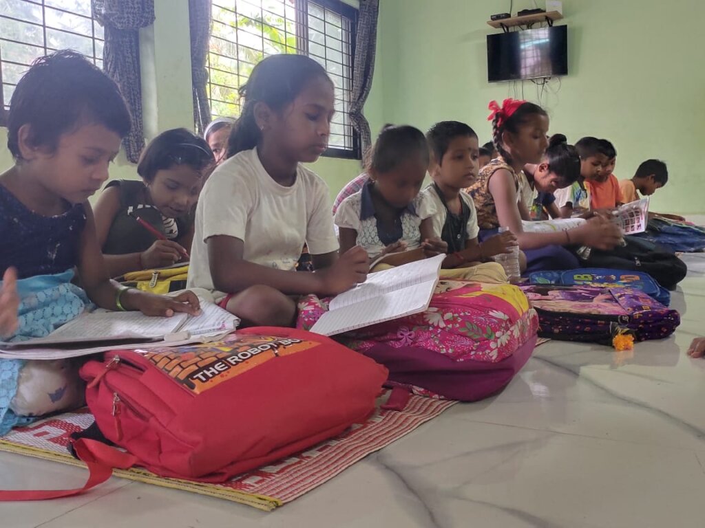 Reports on Education for 1000 slum children in Goa - GlobalGiving