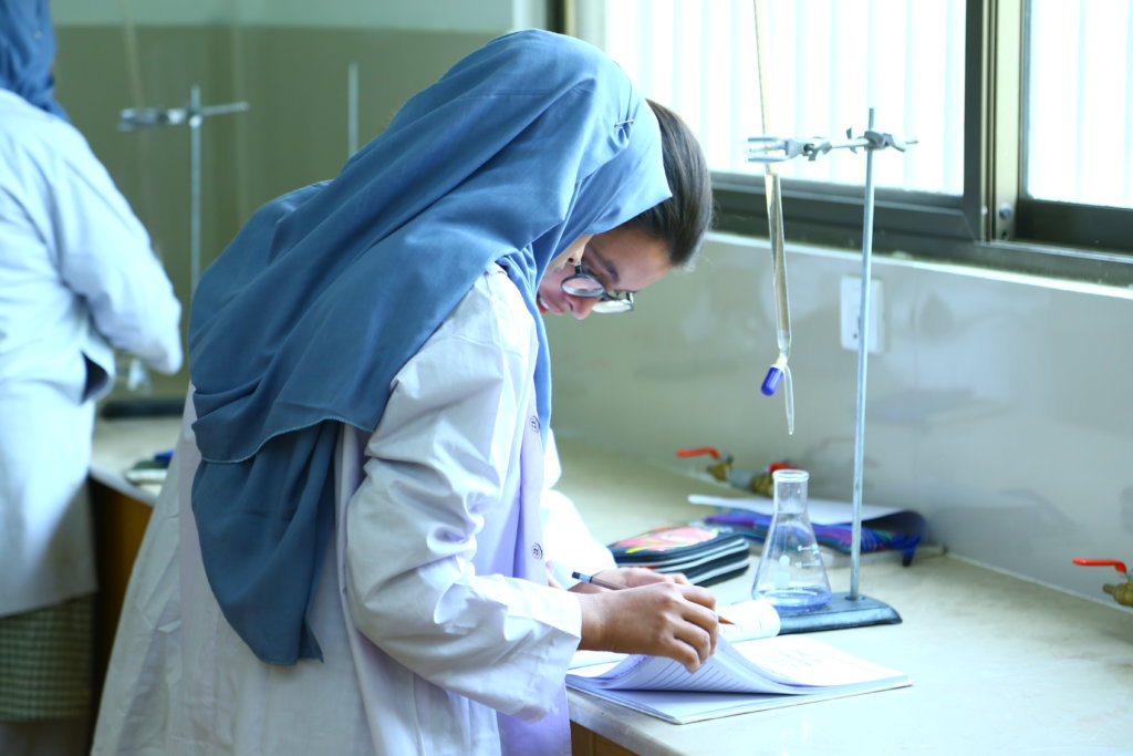 Empower Girls with College Education in Pakistan - GlobalGiving