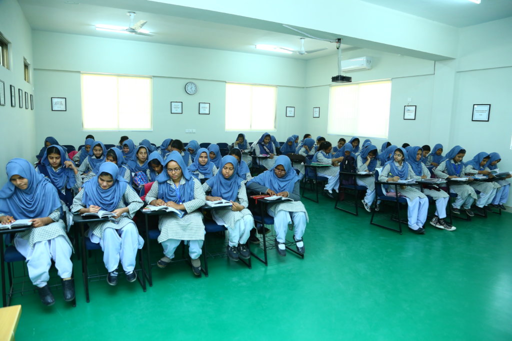 Empower Girls with College Education in Pakistan - GlobalGiving