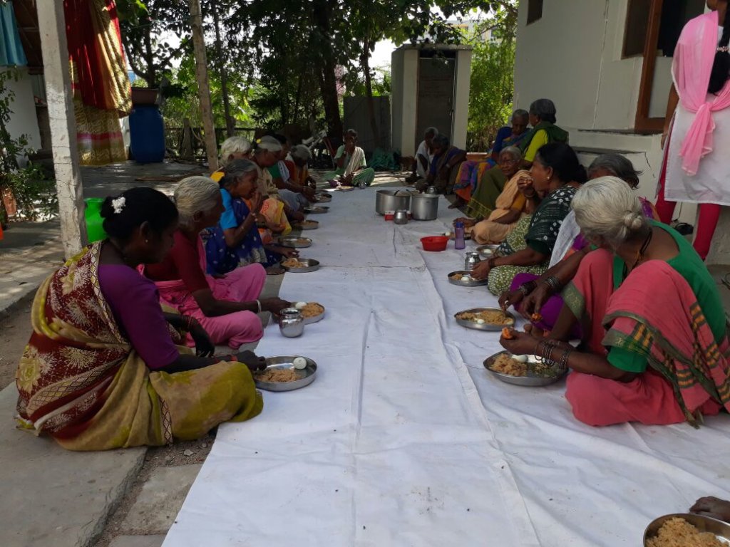 Reports on Donate Food for 30 Poor Old Age People in India - GlobalGiving