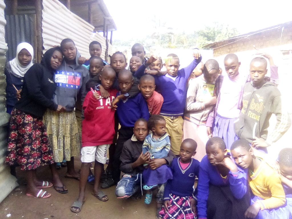HELP 100 ORPHANS AND VULNERABLE CHILDREN TO STUDY - GlobalGiving