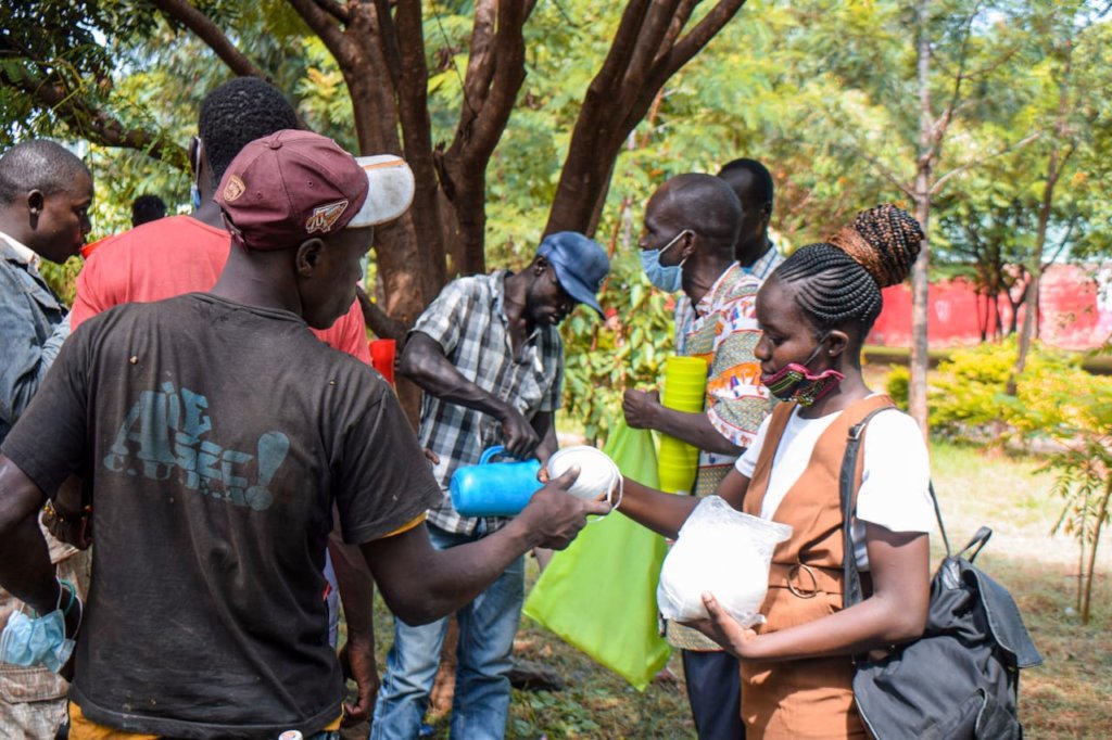 FEED 500 SLUM CHILDREN OF MATHARE IN KENYA - GlobalGiving