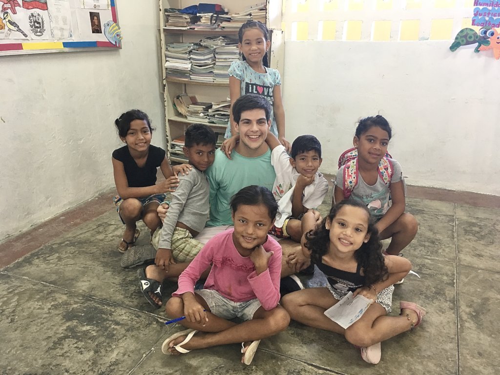 E-VEN : Evening the educational gap in Venezuela - GlobalGiving