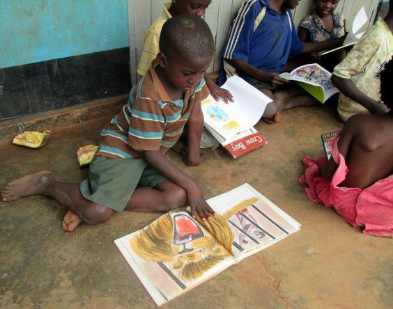 Building Libraries in Rural Uganda - GlobalGiving