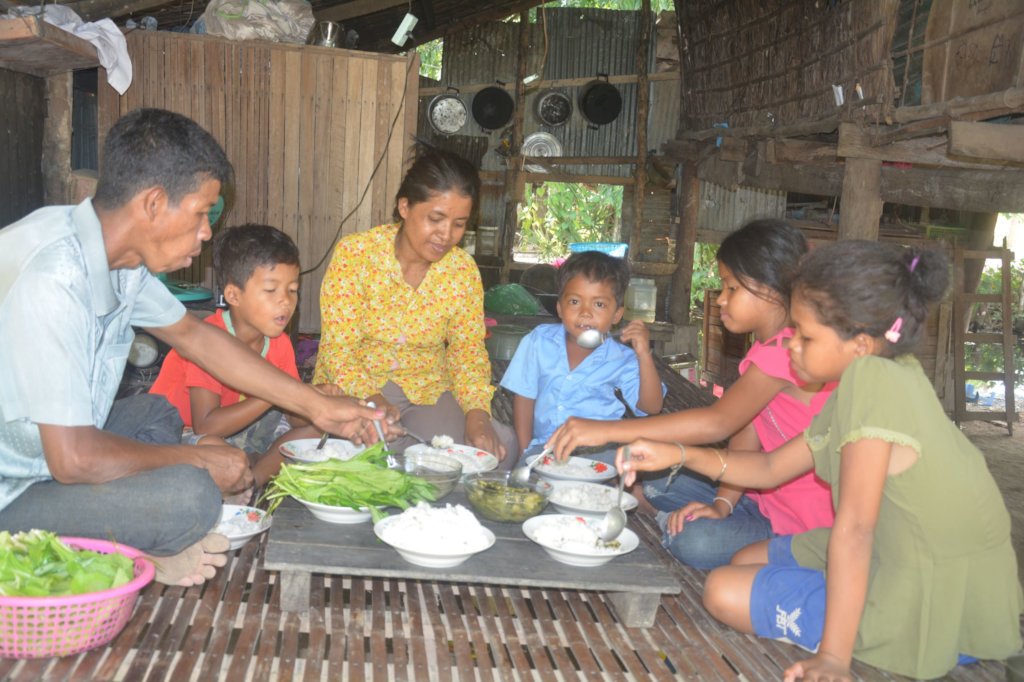 Enhance Food Security for 300 Returned Migrants - GlobalGiving