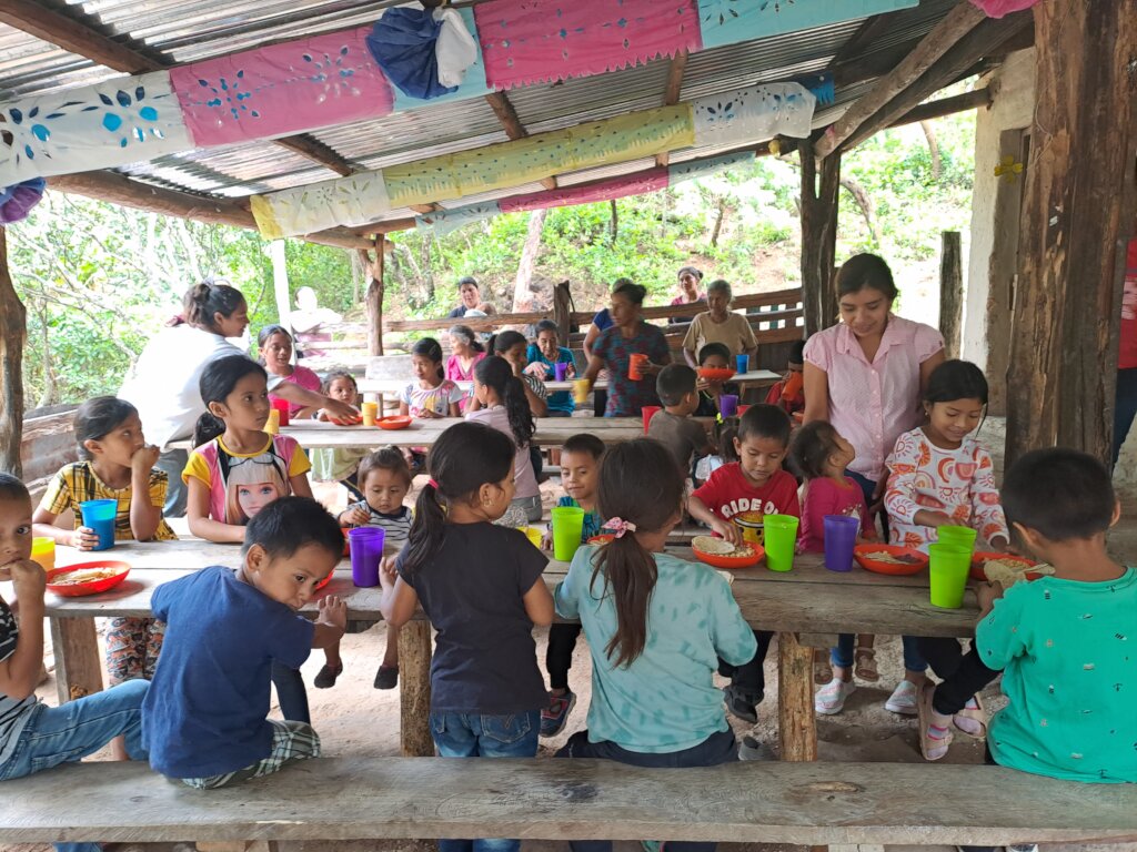 School Meals for 200 childrens in Honduras - GlobalGiving