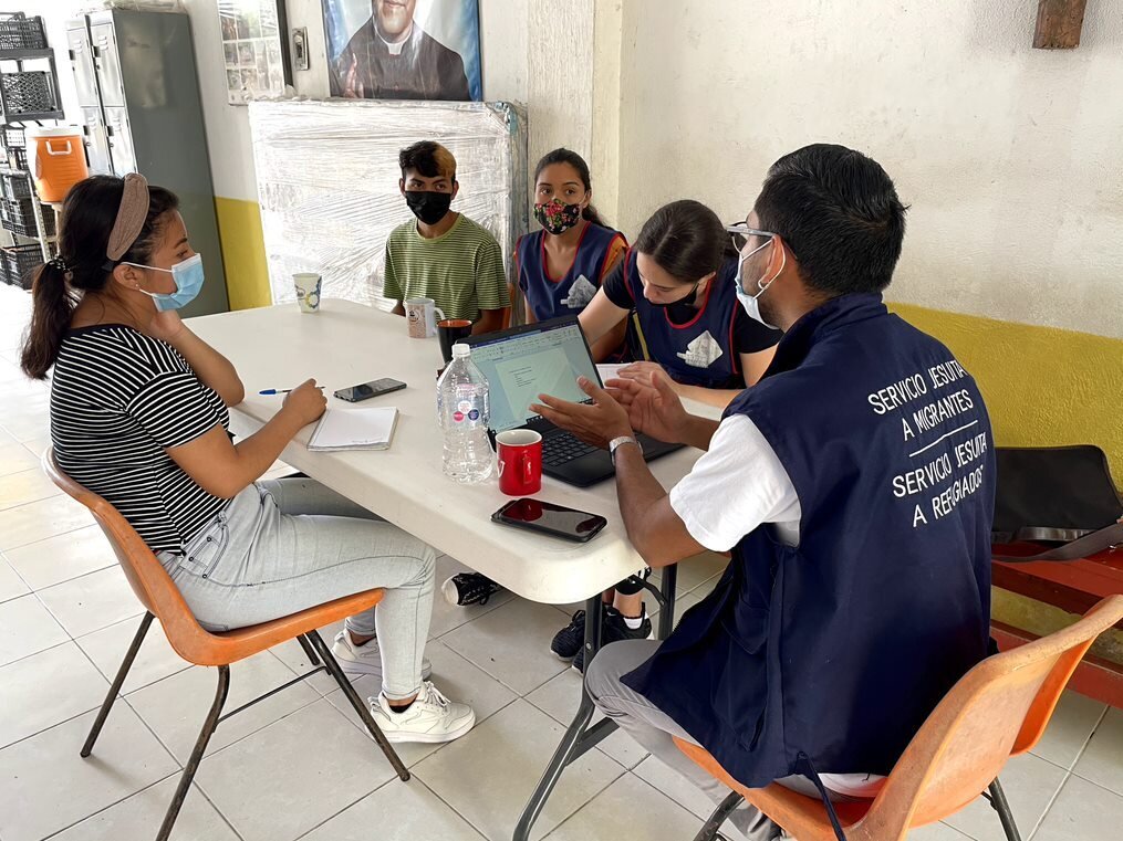 Defending Human Rights of Migrants and Refugees - GlobalGiving