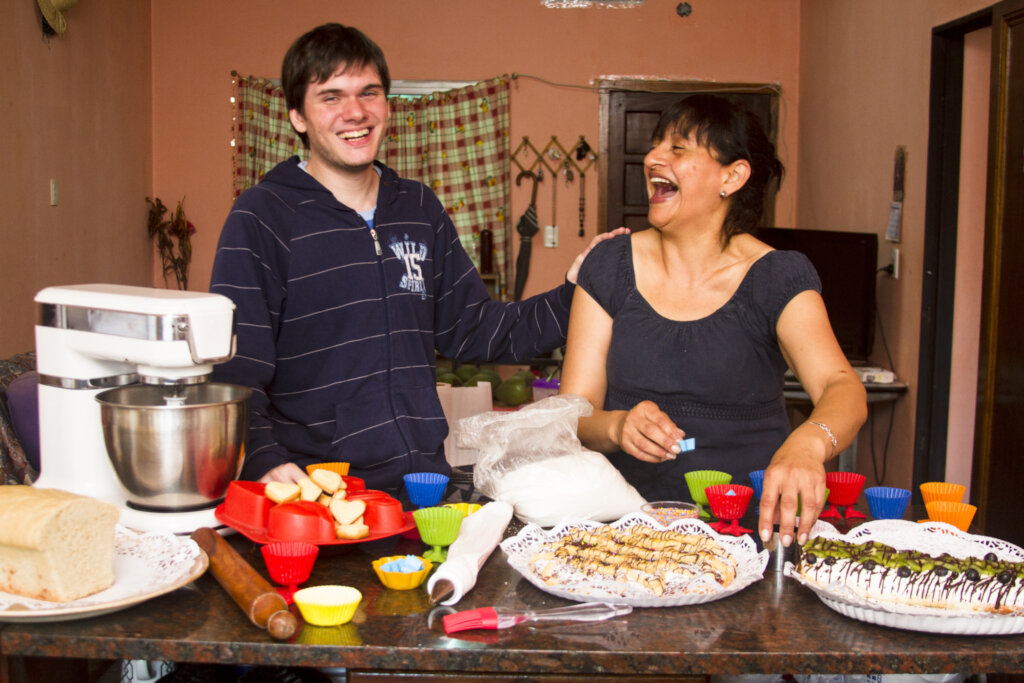 Help 300 Low-Income women start their business - GlobalGiving