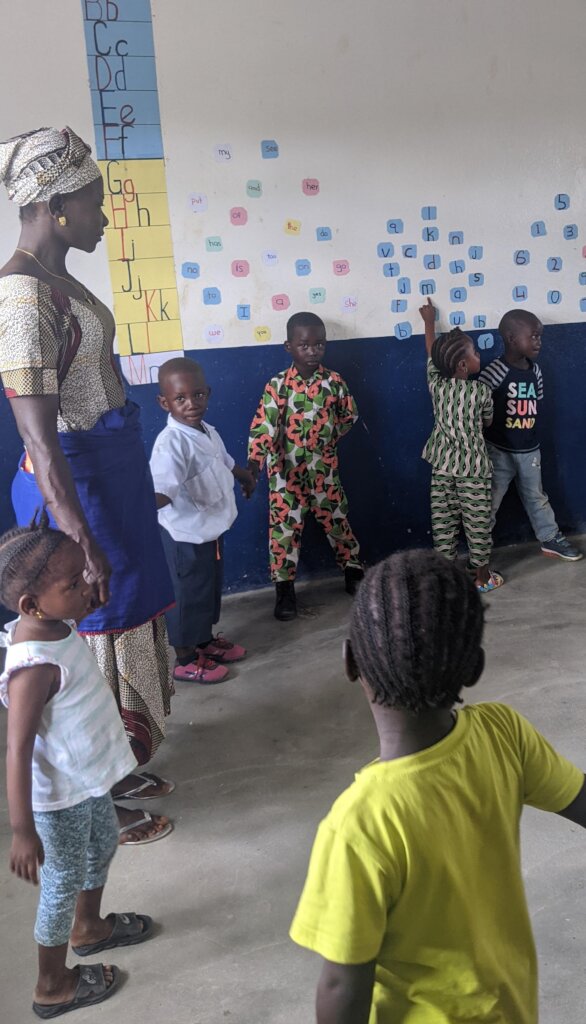 A Model Elementary School Focused on Literacy - GlobalGiving