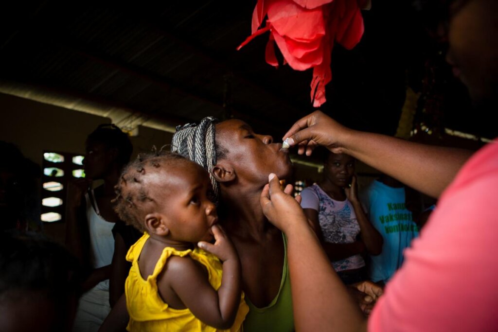 Help PIH Combat Cholera Outbreak in Haiti - GlobalGiving Help PIH Combat Cholera Outbreak in Haiti - GlobalGiving