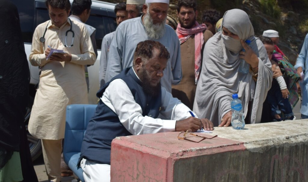 Afghan Refugees Support Program in Pakistan - GlobalGiving