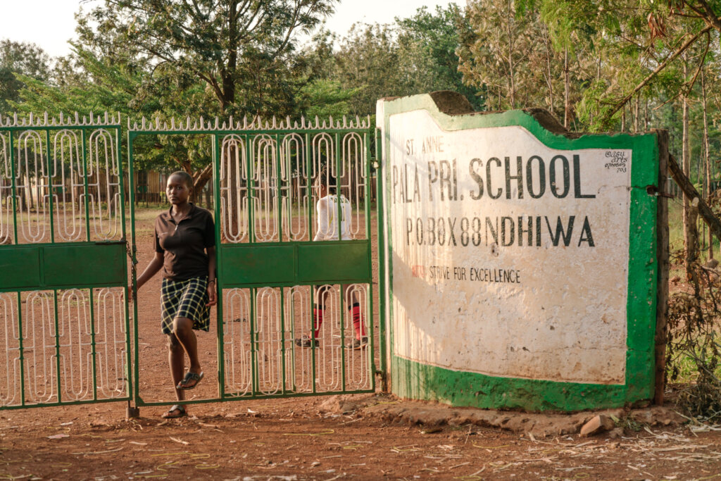 Educate and Empower Girls in Rural Kenya - GlobalGiving