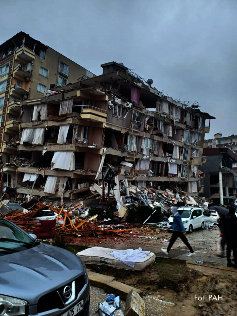 How to Share SOS Turkey and Syria - GlobalGiving