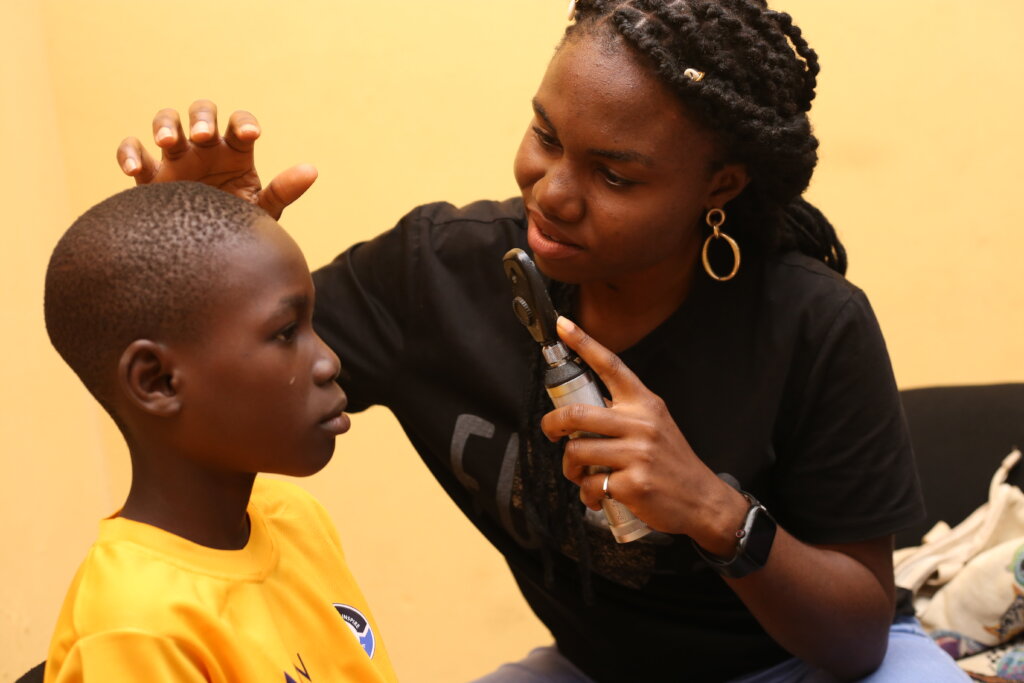 HELP STOP BLINDNESS IN ITS TRACKS FOR 700 CHILDREN - GlobalGiving