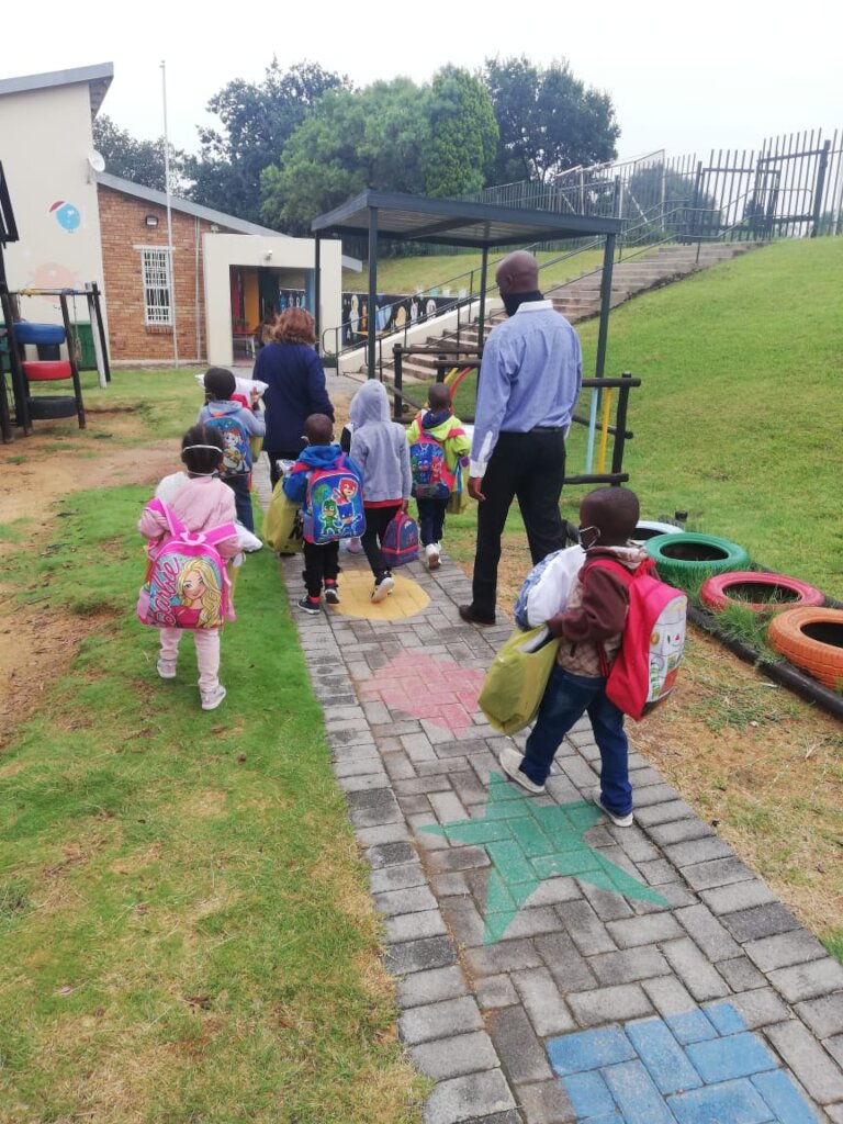 Transport for 10 school children in South Africa - GlobalGiving