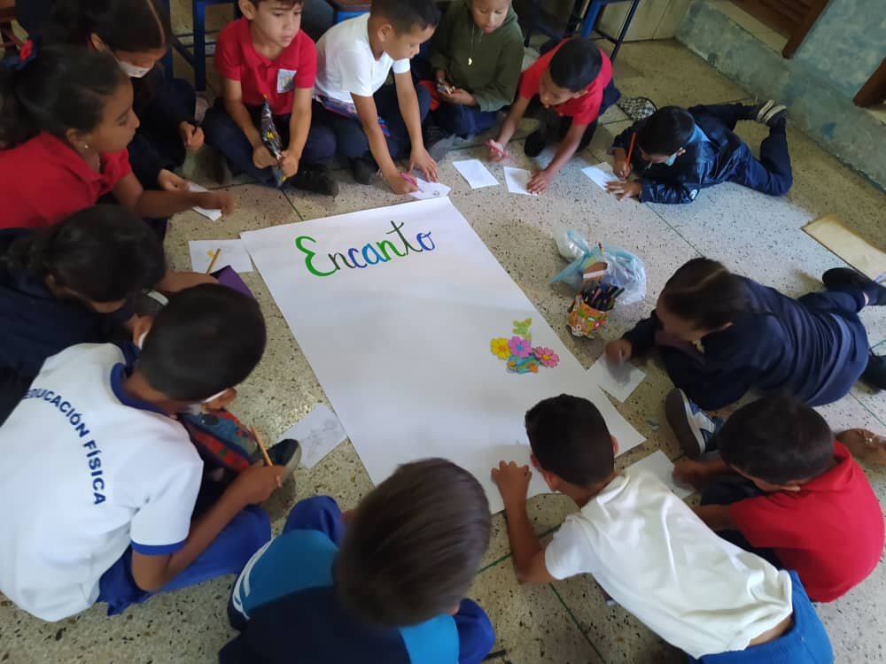 Empower Venezuelan Teachers with Innovative Skills - GlobalGiving