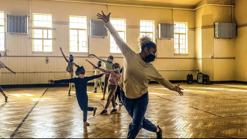 Support free dance classes on Chicago's South Side - GlobalGiving