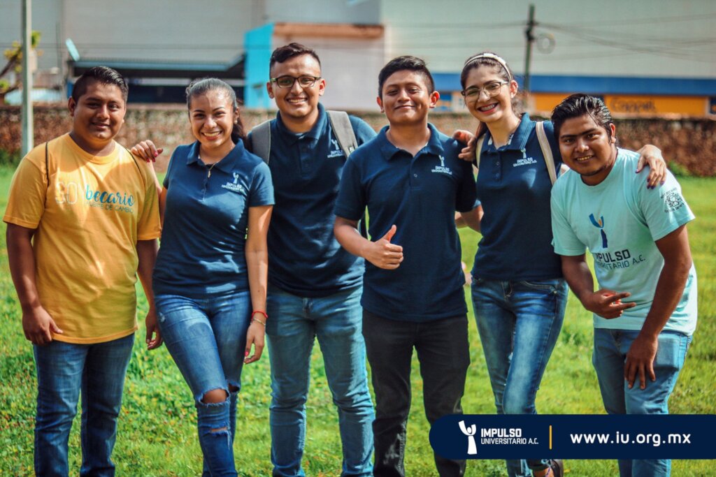 Empowering 4 Students as Change Agents in Yucatan - GlobalGiving