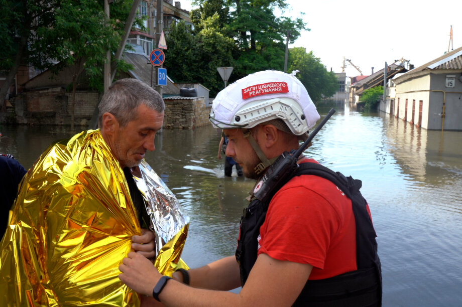 Kakhovka Dam. Help Ukrainian Red Cross save people - GlobalGiving