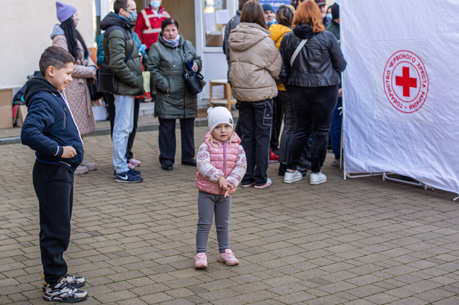 Save kids with Ukrainian Red Cross - GlobalGiving