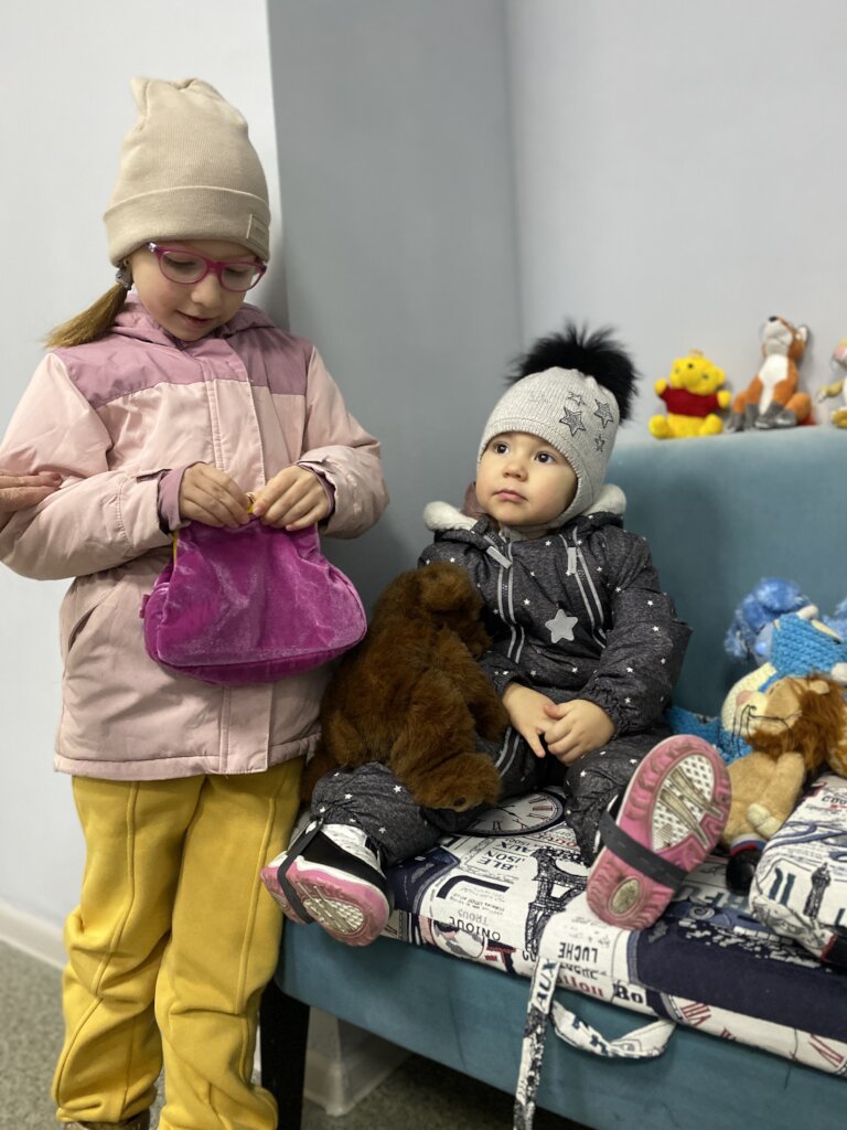 "Child space" - Help children from IDP families - GlobalGiving