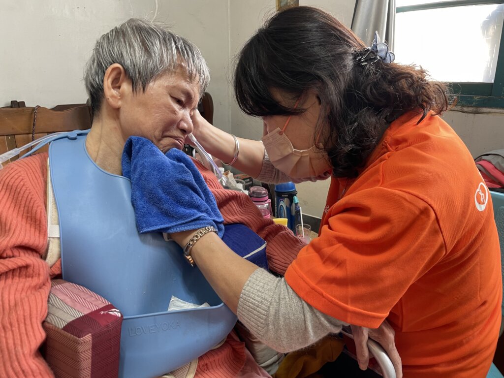 Joyful Aging-Embracing the Beauty of Life Together - GlobalGiving