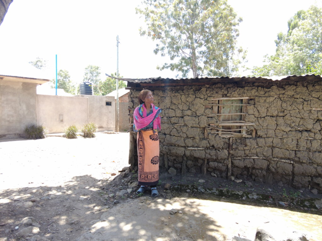 Rebuilding Homes for Vulnerable Children - GlobalGiving