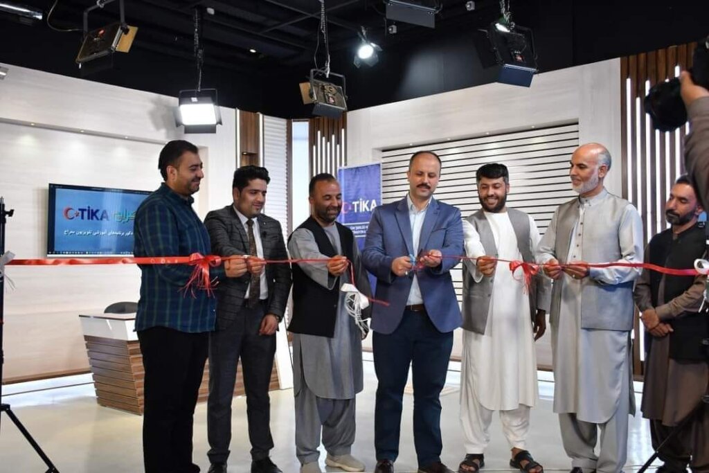 Meraj Academy Brings Hope to Afghan Girls - GlobalGiving