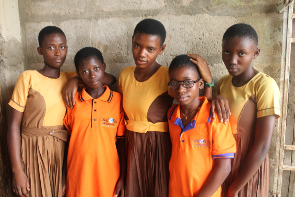 300 Girls for International Day of the Girl Child - GlobalGiving