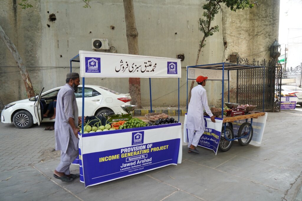 How to Share Donate 500 Fruit Carts in Pakistan - GlobalGiving