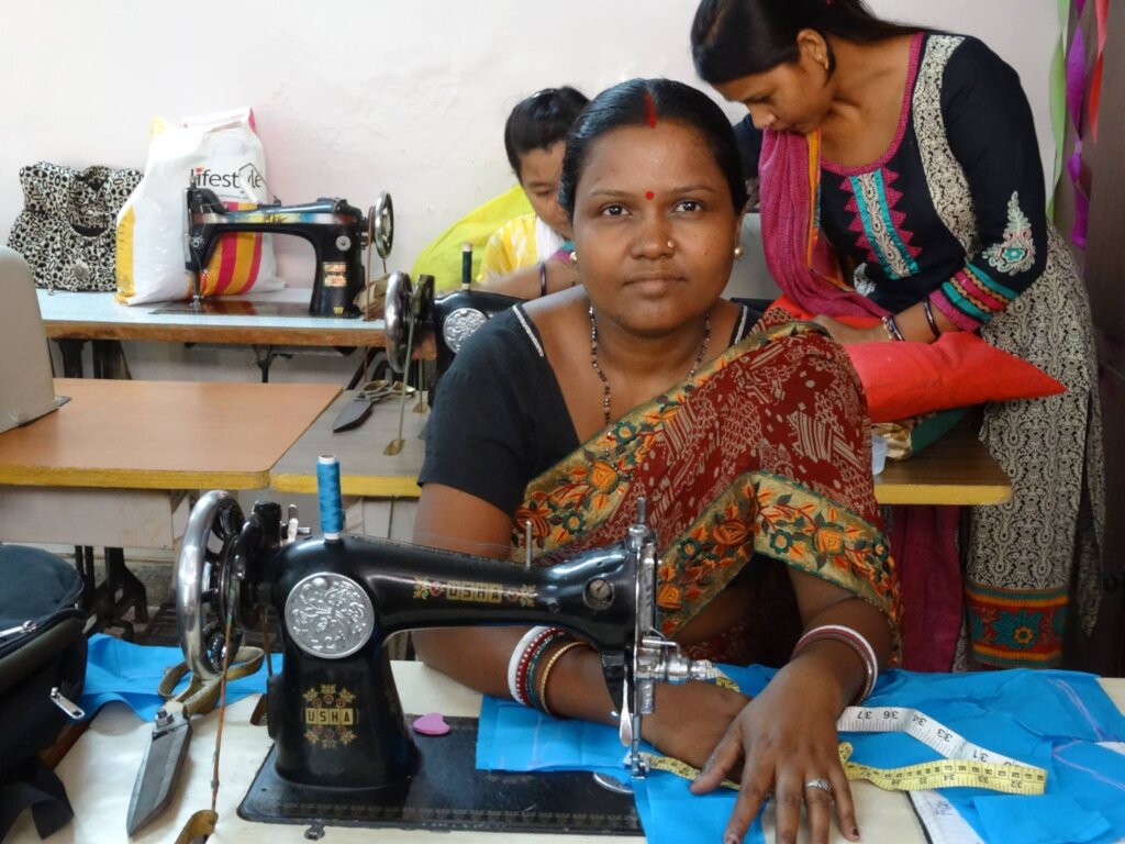 Give women vocational training and career skills - GlobalGiving