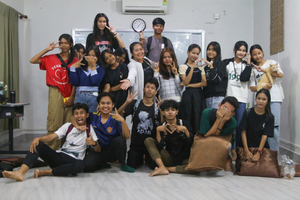 Support Growth Groups for 70 Urban Cambodian Youth - GlobalGiving