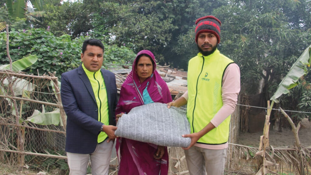 Help the poor & needy with Winter Clothes/blanket - GlobalGiving