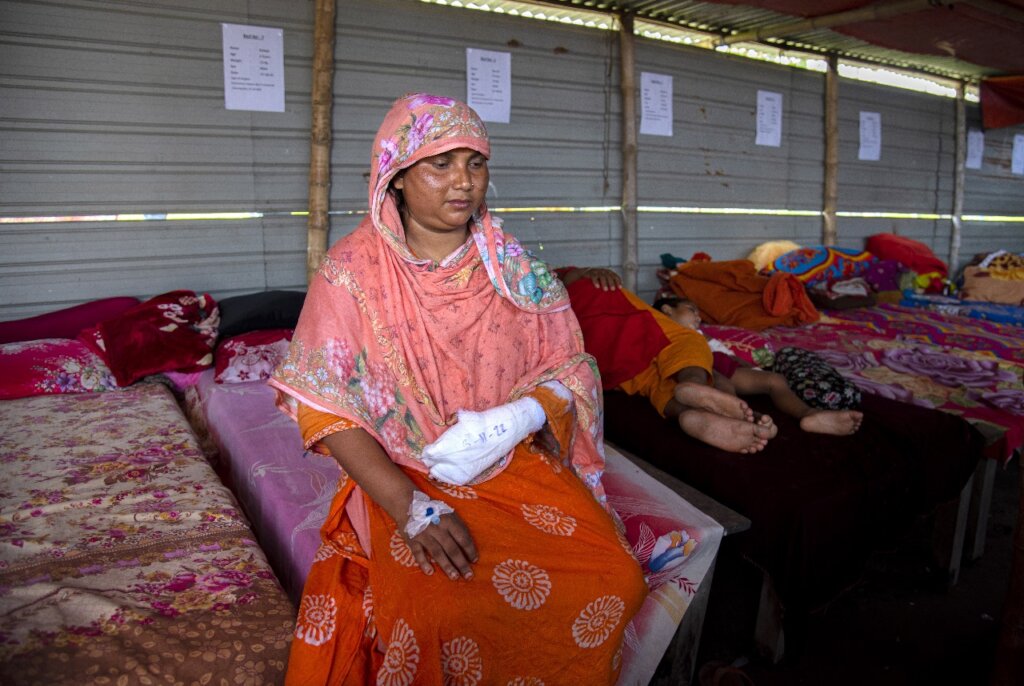 Fund Reconstruction of Floating Hospital - GlobalGiving