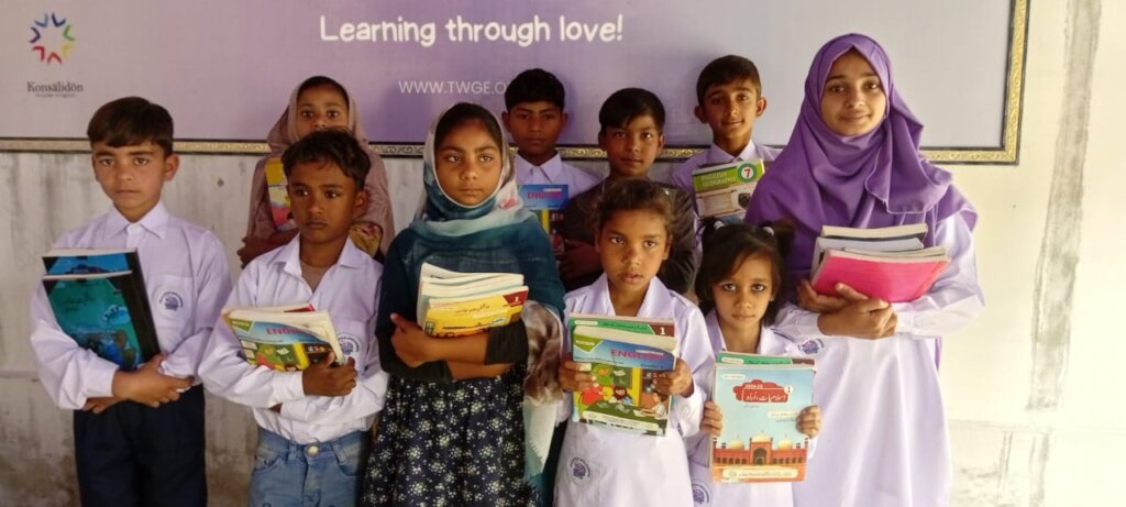 Get 10000 orphan children out of labor into school - GlobalGiving