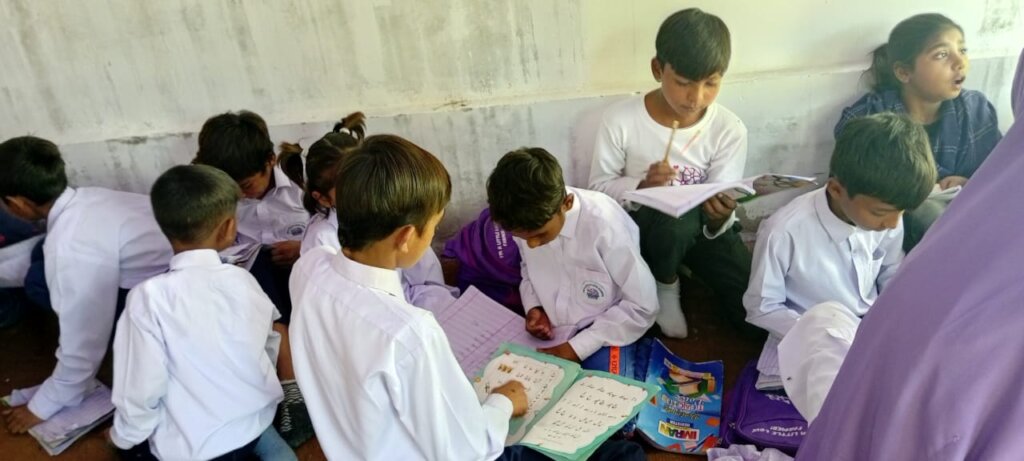 Get 10000 orphan children out of labor into school - GlobalGiving