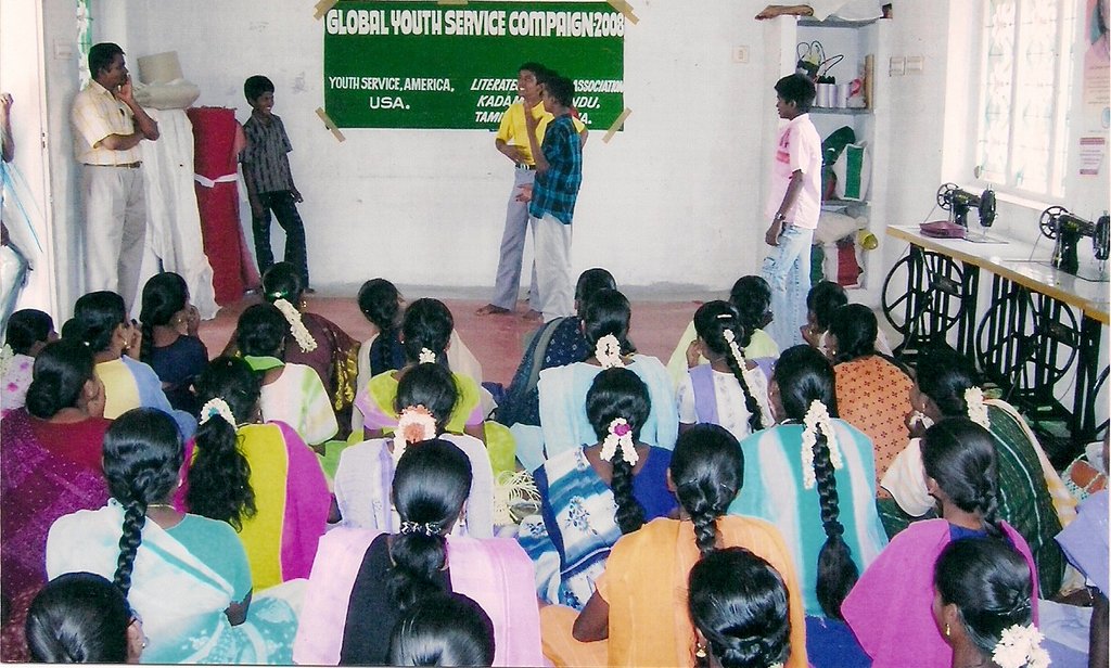 Computer skill training for 100 youths in India - GlobalGiving