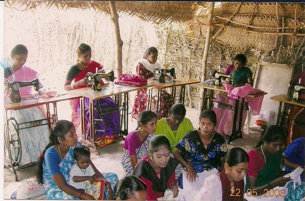 Computer skill training for 100 youths in India - GlobalGiving