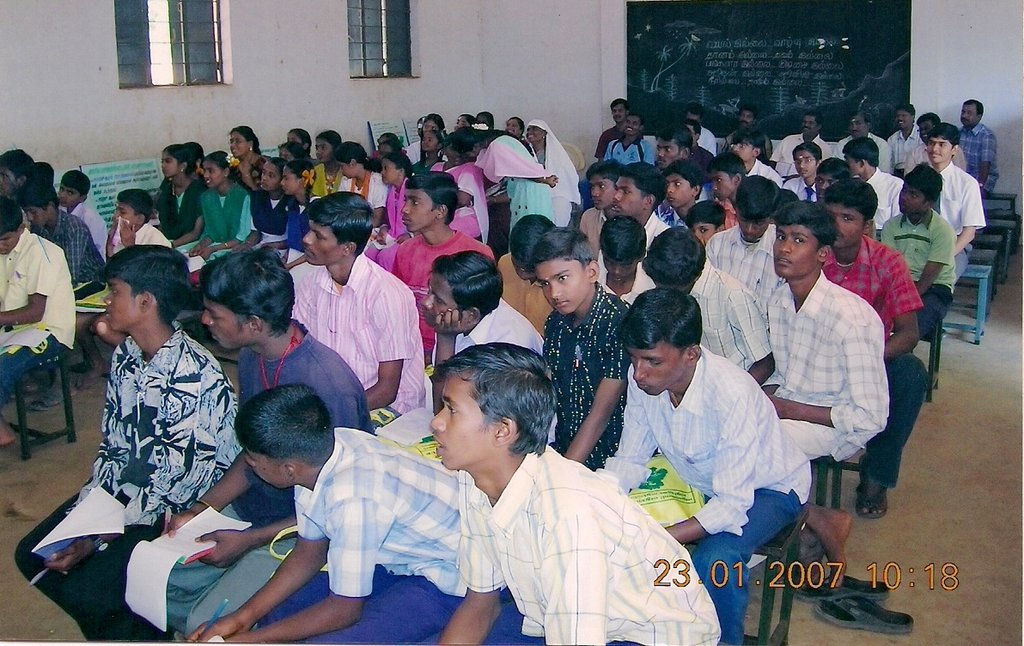 Computer skill training for 100 youths in India - GlobalGiving