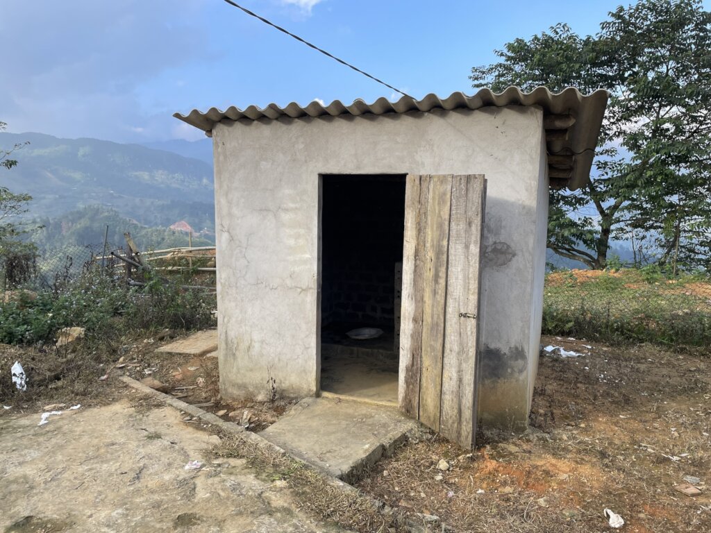 1,000 restrooms for underprivileged children - GlobalGiving