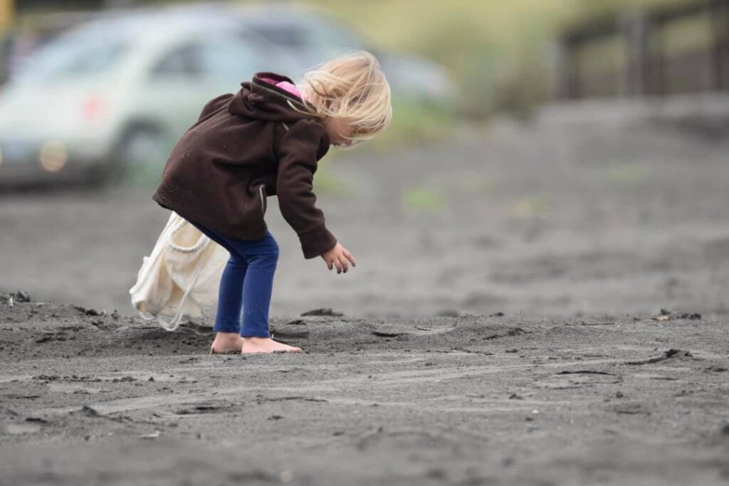 Recover 1 Million Pounds of Plastic on Earth Month - GlobalGiving