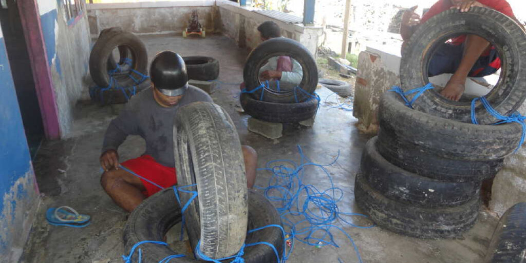 Reports on Community-Based Coral Reef Rehabilitation - GlobalGiving