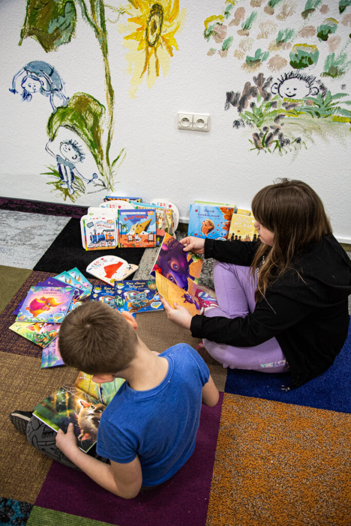 Building Literacy of Refugee Ukrainian Children - GlobalGiving