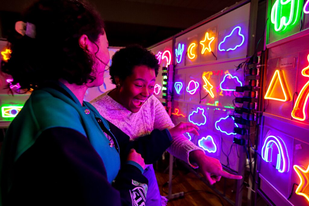 GIRLS IN SCIENCE AND TECHNOLOGY - GlobalGiving