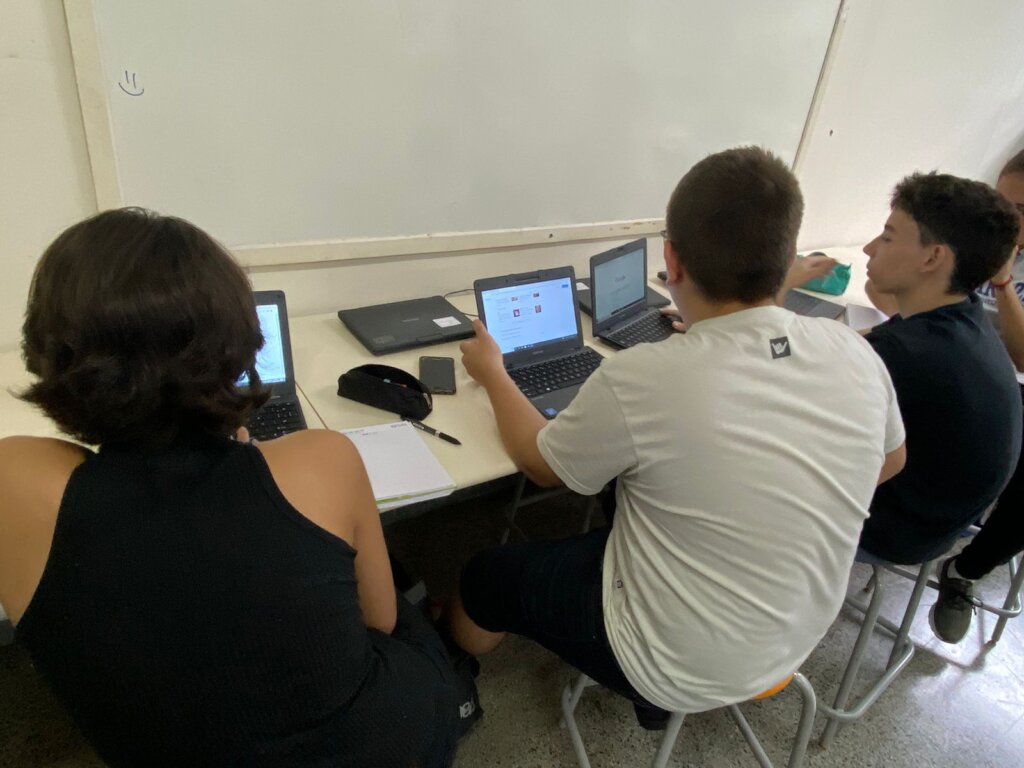 Donate to ALPHA EDTECH JUNIOR - GlobalGiving